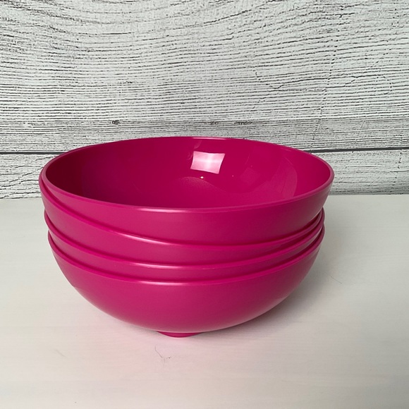 Tupperware | Kitchen | New Pink Tupperware Cereal Bowl | Poshmark